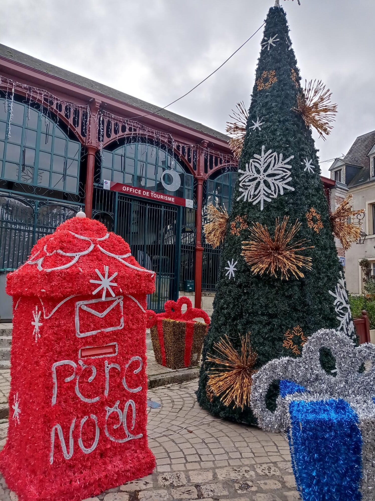 Ecris ta lettre au Père-Noël avant le 15 décembre et reçois une réponse ...